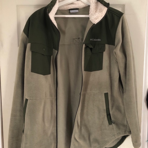 Columbia | Jackets & Coats | Olive Columbia Sportswear Fuzzy Jacket ...